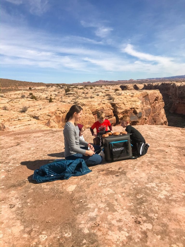 Perfect Moab Packing List: Arches and Canyonlands National Parks ...