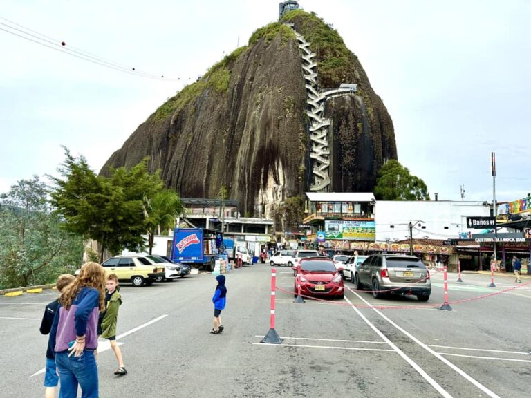 11 Things You MUST Know Before Going Up Guatapé Rock (El Peñól de ...